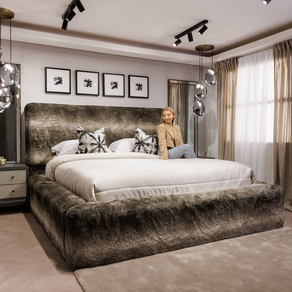 Shop Arctic Wolf Luxury Chunky Faux Fur Bed – Rowen Homes