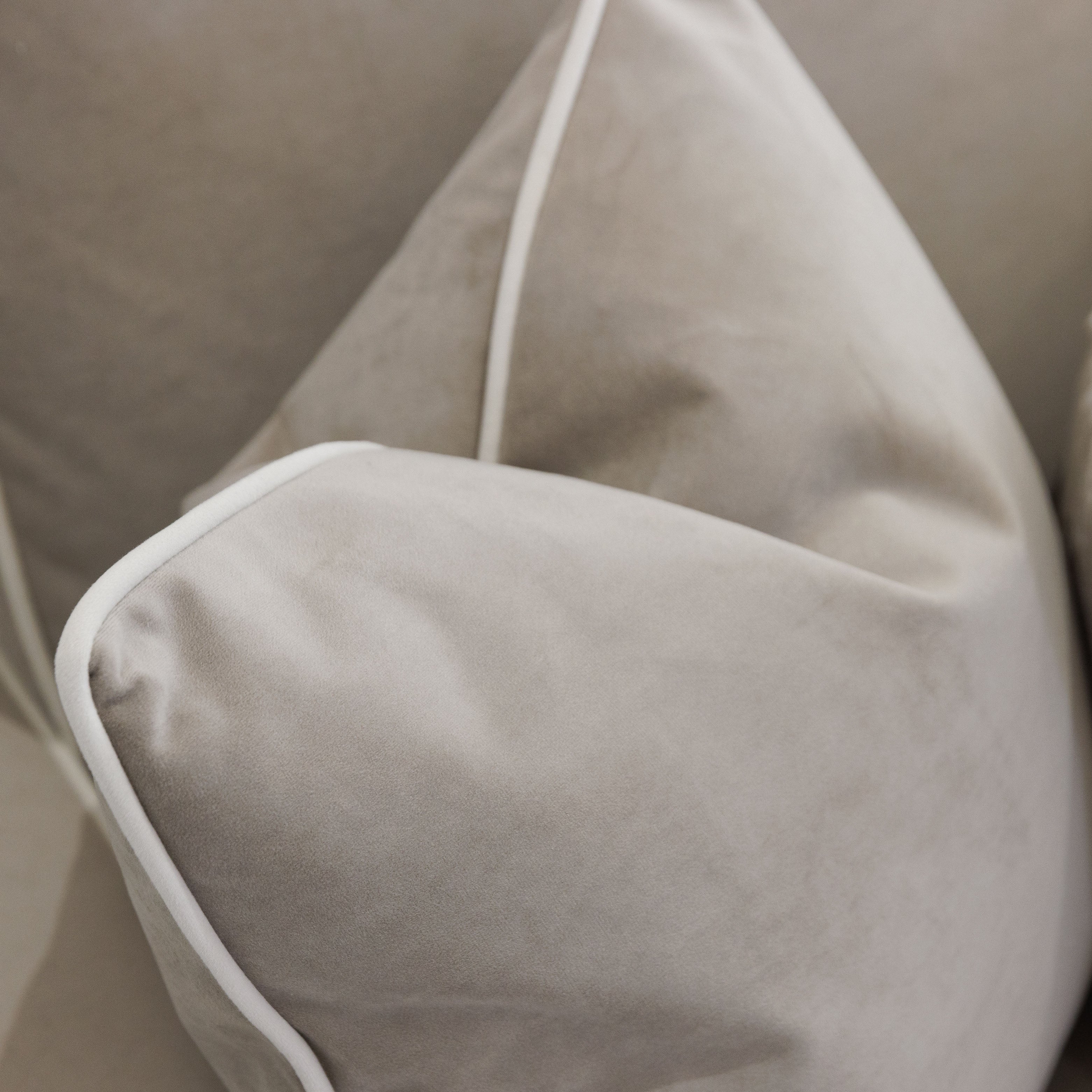 Olivia Mink Premium Sofa With Cream Piping – Rowen Homes