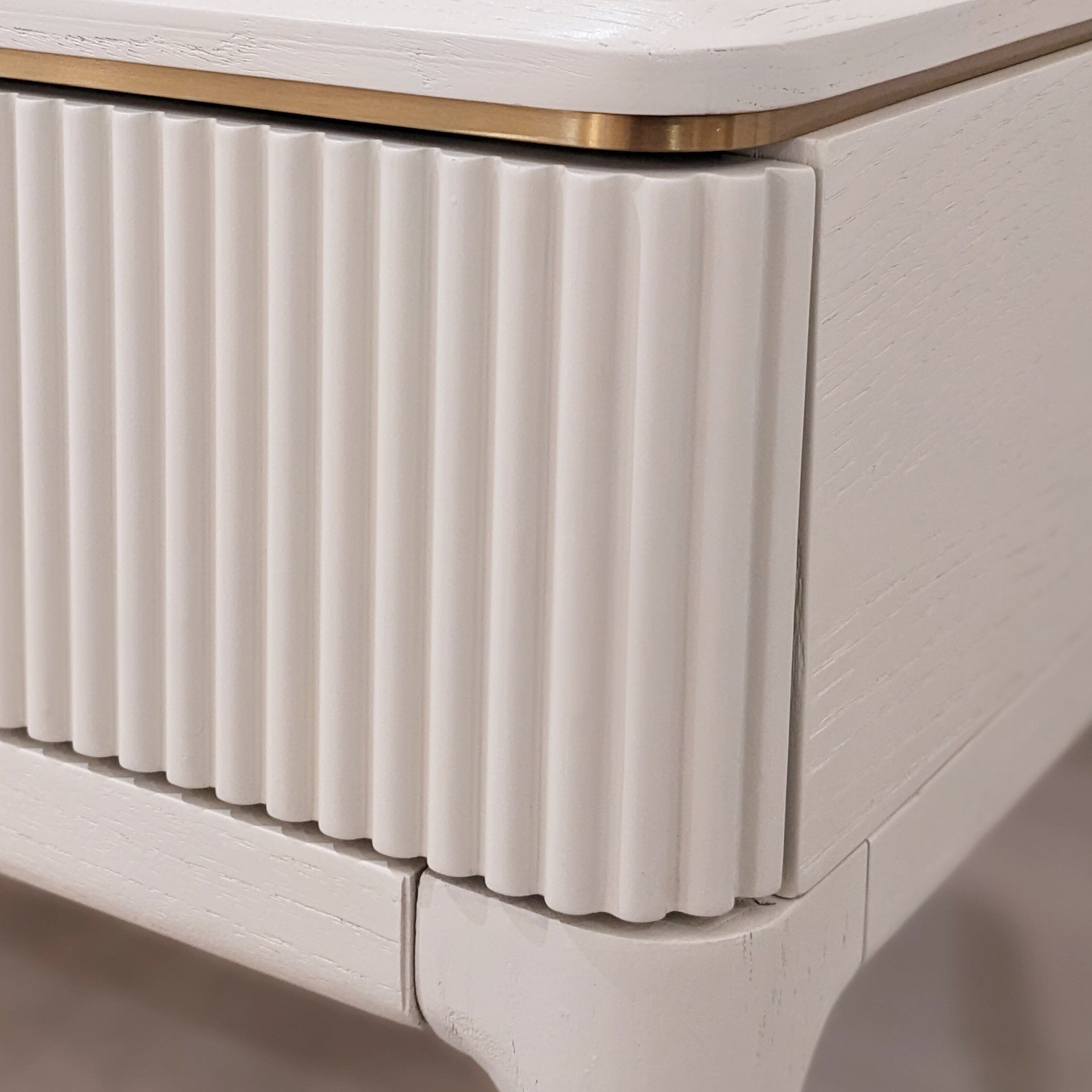 Putney Ivory & Gold Dressing Table - Elegant Glamour – Rowen Homes