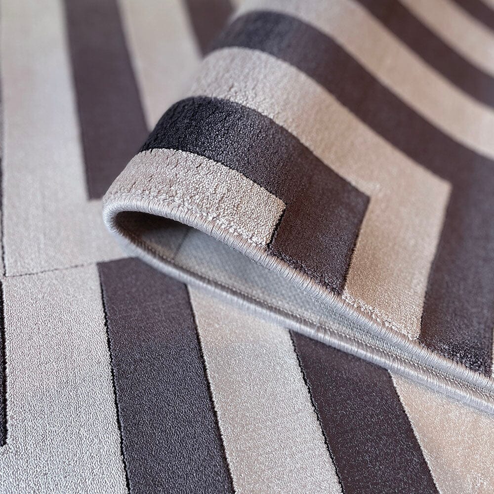 Rosetta Charcoal & Champagne Geometric Patterned Rug – Rowen Homes